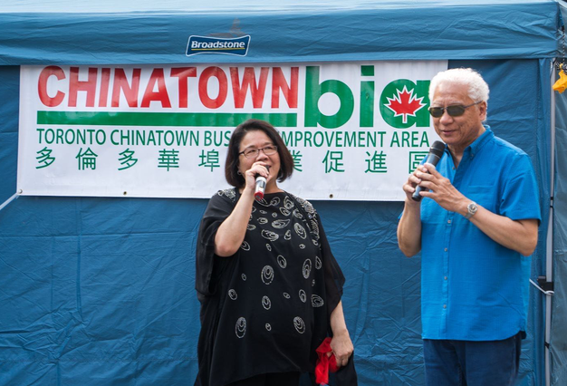 “综艺汇演晓伦坊”活动在多伦多中区华埠成功举行_南非_新闻_华人头条