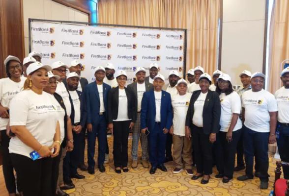 《西非华声》 I 几内亚：尼日利亚第一银行子公司更名为“几内亚第一银行”_全球_新闻_华人头条