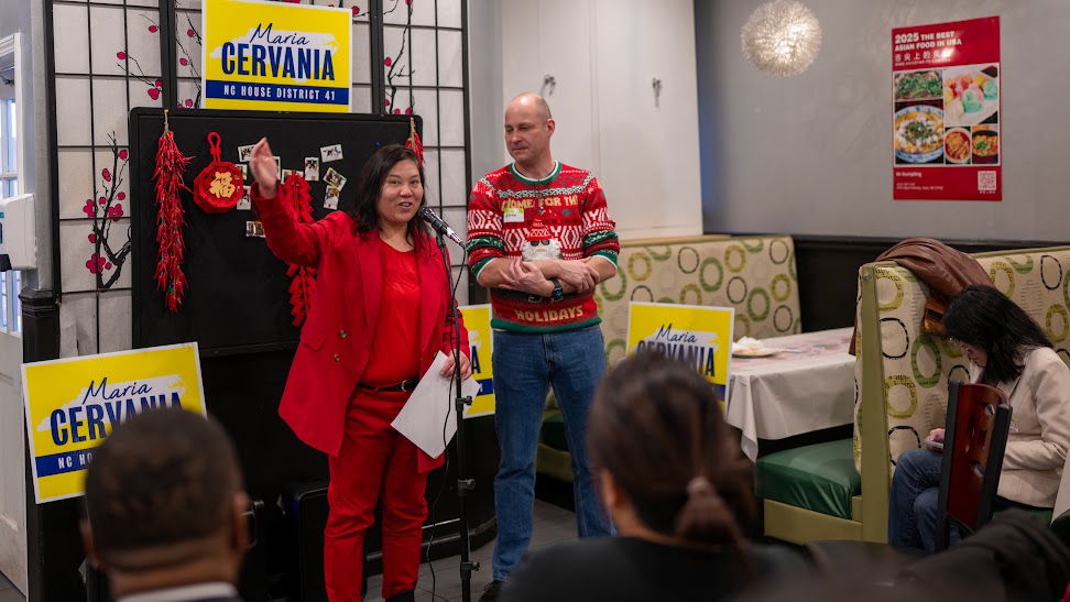 美国北卡众议员Maria Cervania与选区民众面对面 誓为亚裔提升话语权_卡罗莱纳_新闻_华人头条